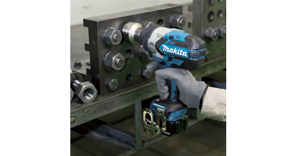 Chave de impacto MAKITA - 18V 3/4" 1.050Nm DTW1001RTJ